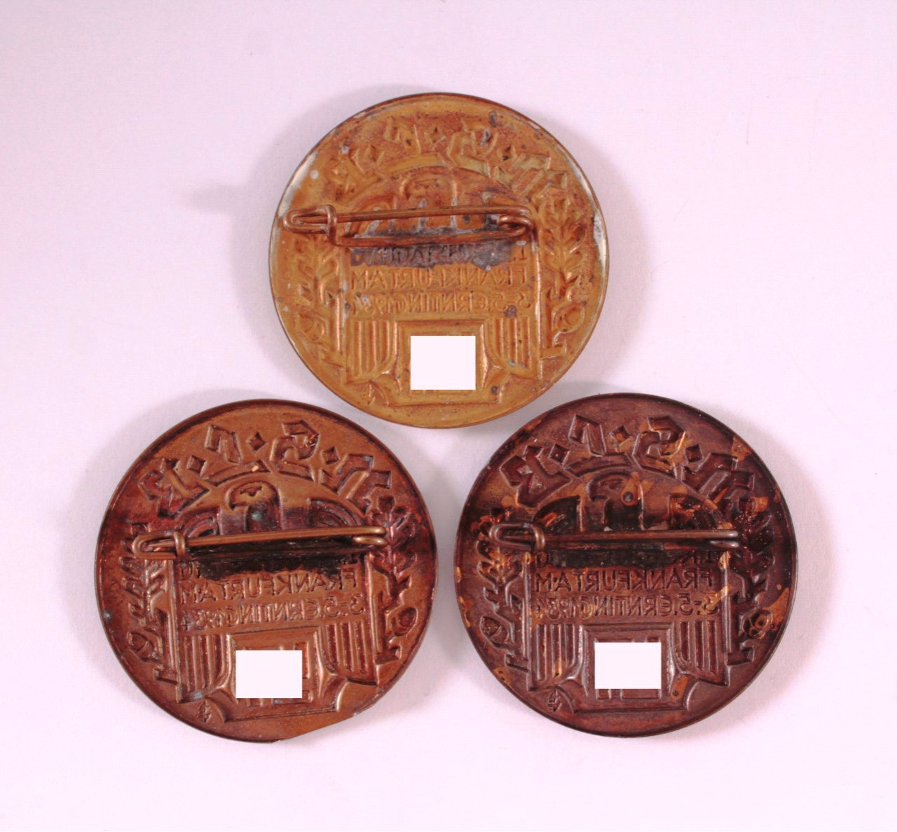 3 Abzeichen 1. NSLB Reichstagung 1934 Frankfurt | Badisches Auktionshaus