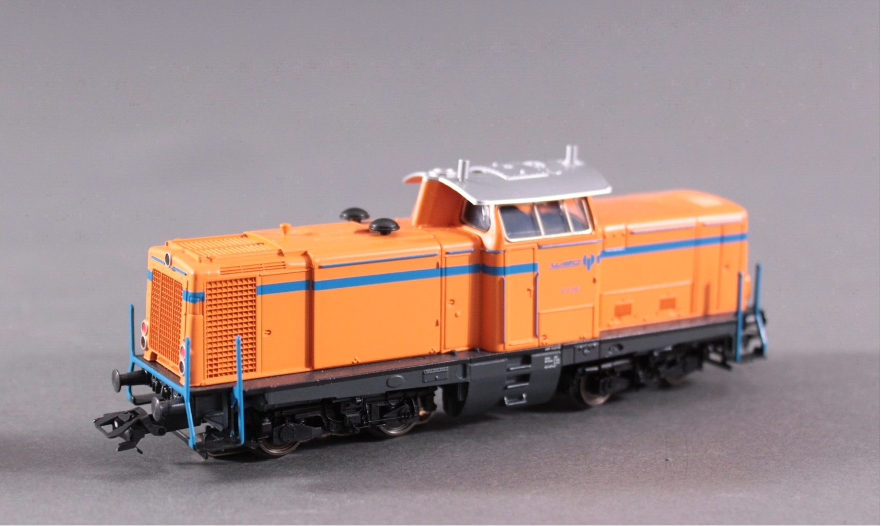 Märklin Dampflok 34738 mit 4 Waggons | Badisches Auktionshaus