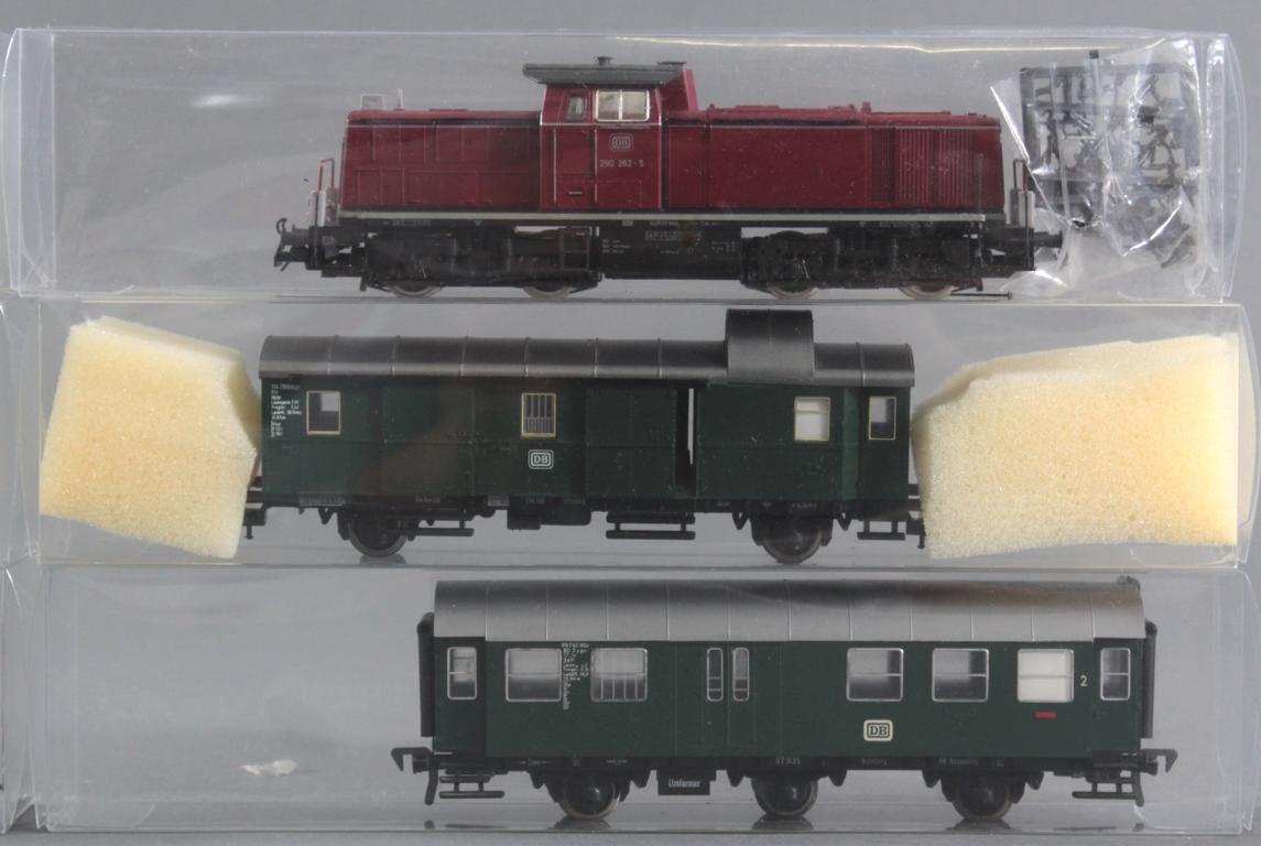 Roco H0 E-Lok 290 262-5 mit 6 Fleischmann Waggons | Badisches Auktionshaus