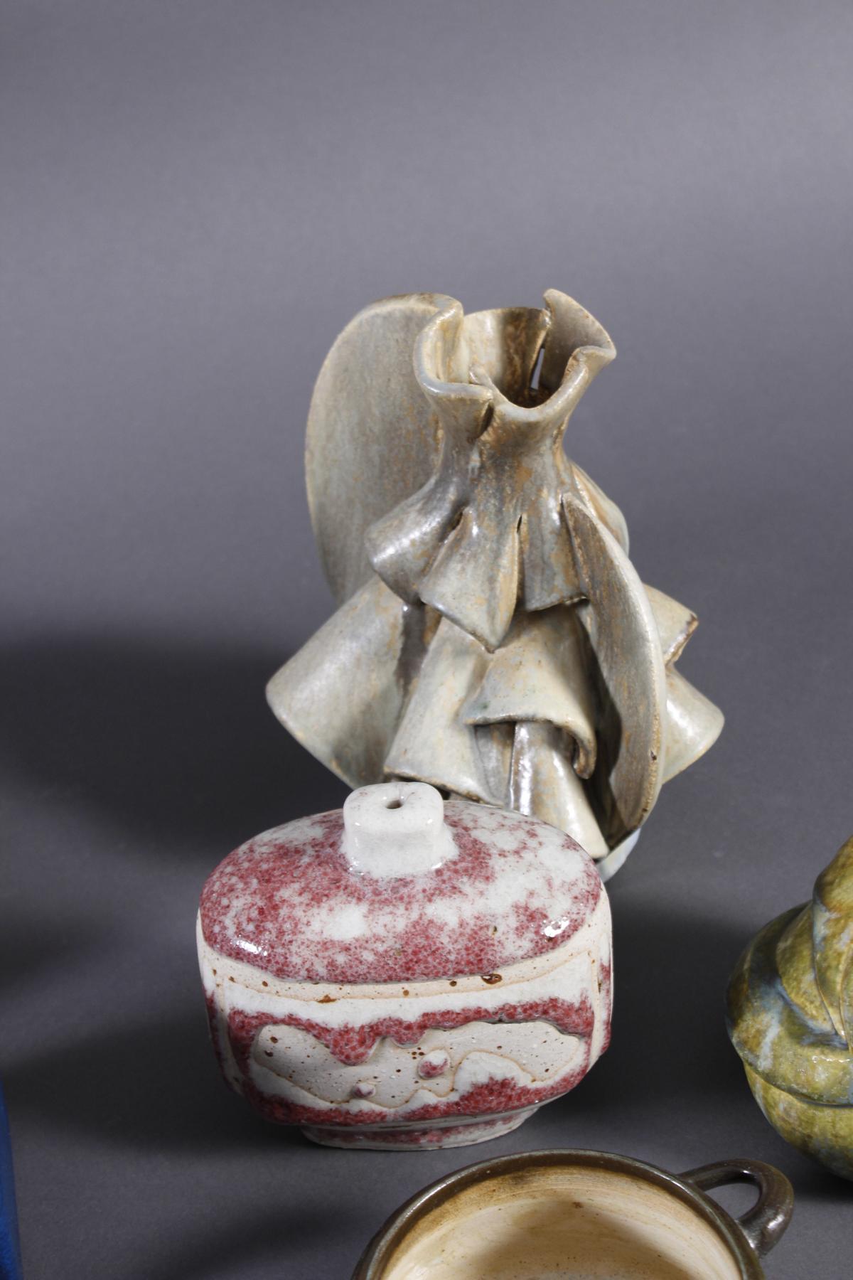 Konvolut Künstler-Keramiken, 10 Stück | Badisches Auktionshaus