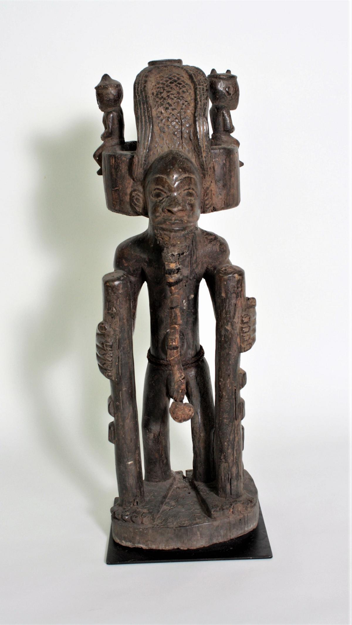 Figur des Chibinda Ilunga, Chokwe, Angola, 19. Jh. | Badisches Auktionshaus