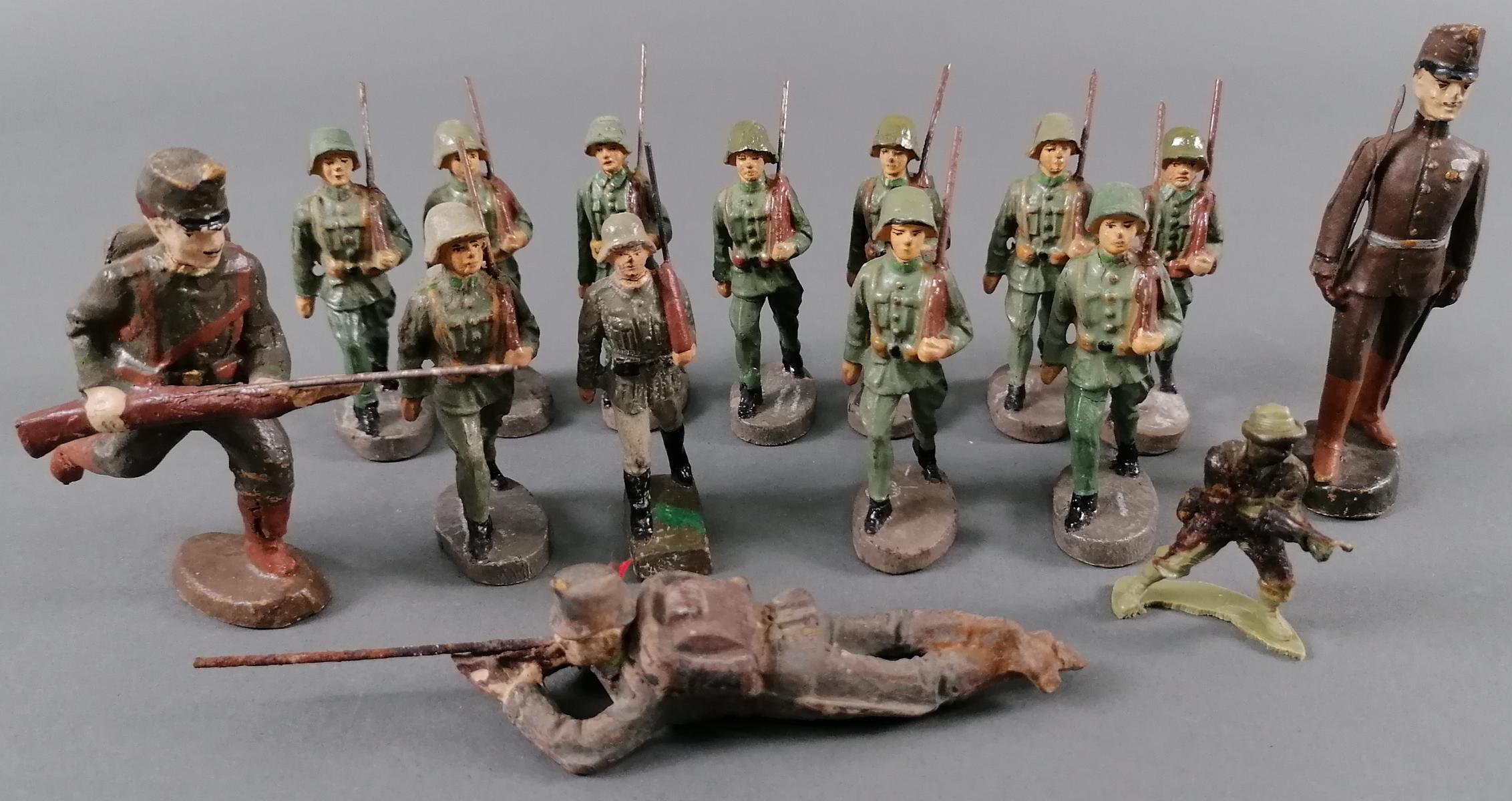 Konvolut Elastolin Soldaten | Badisches Auktionshaus