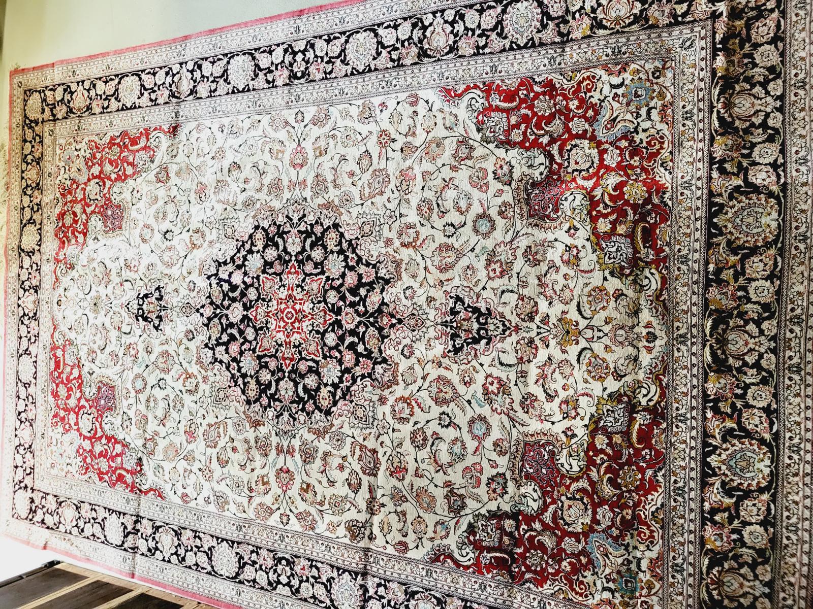 Ghom, Seide. Iran | Badisches Auktionshaus