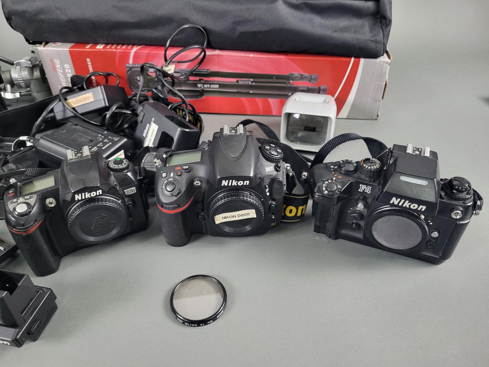 Konvolut- Nikon Kameras-Bodys. Canon XH A1s Camcorder und ...