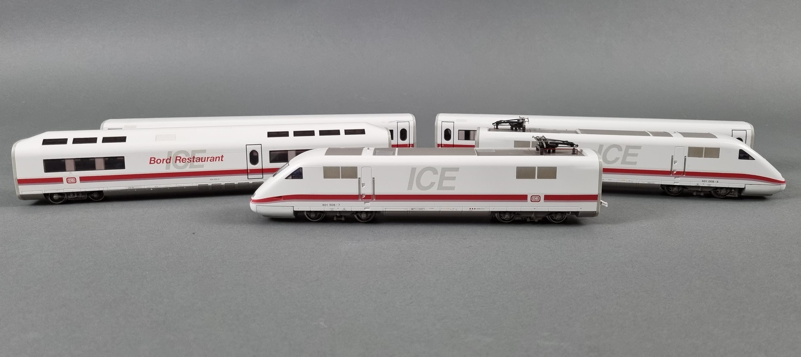 Märklin ICE Baureihe 401, 5-teliig, H0 | Badisches Auktionshaus
