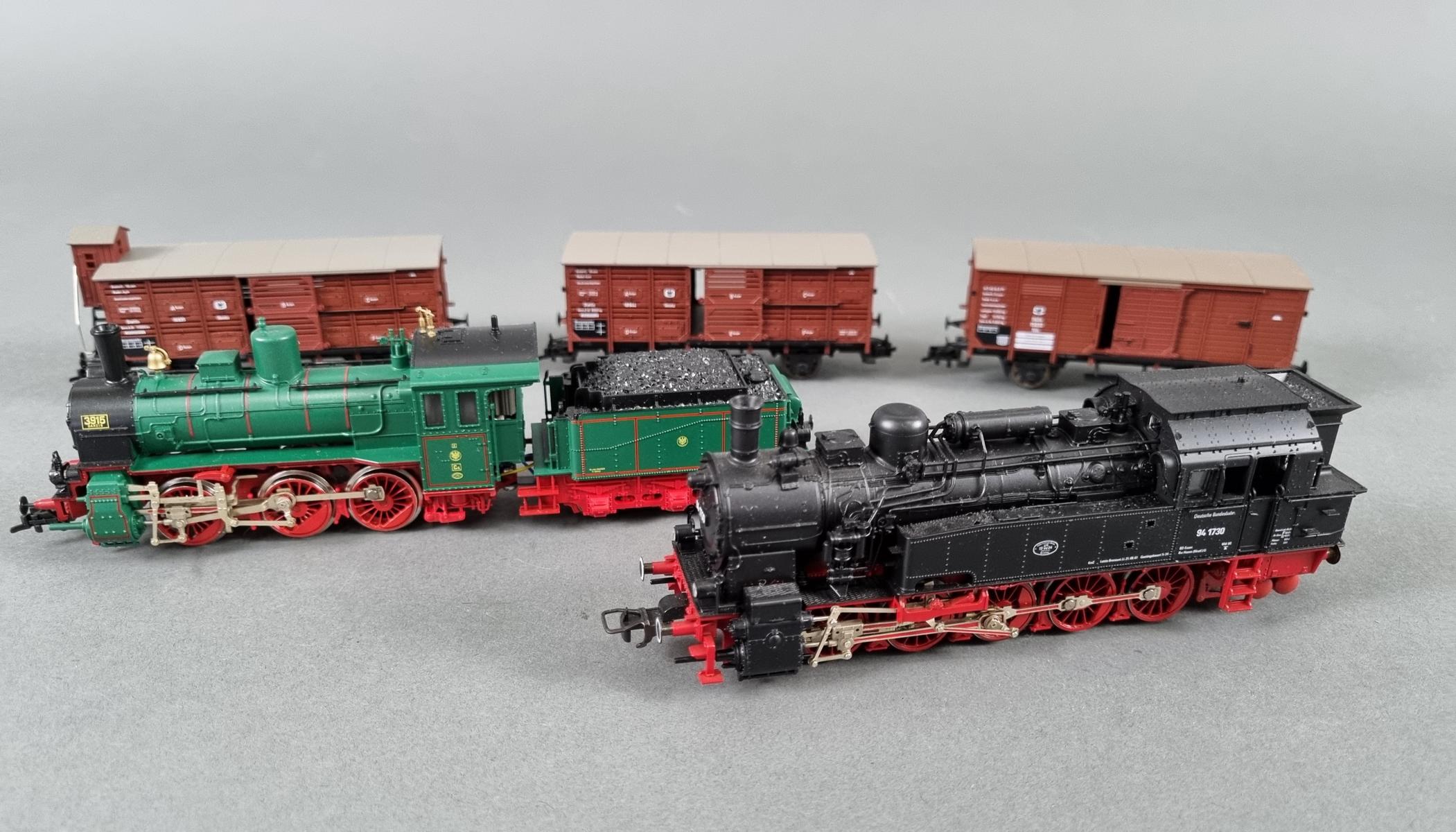 2 Fleischmann Lokomotiven und 4 Wagons | Badisches Auktionshaus